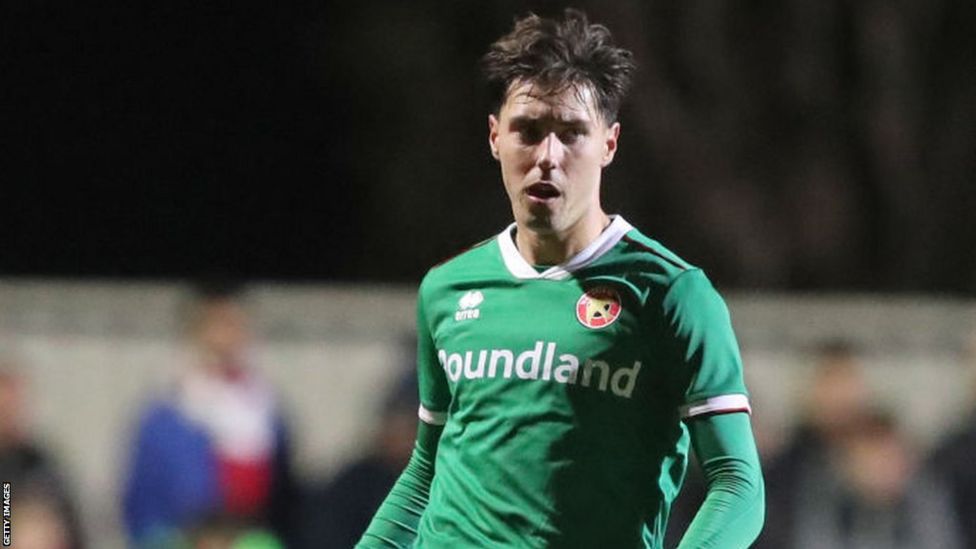 Walsall 3-1 Wrexham - Wrexham end 2023 with heavy defeat at Walsall ...