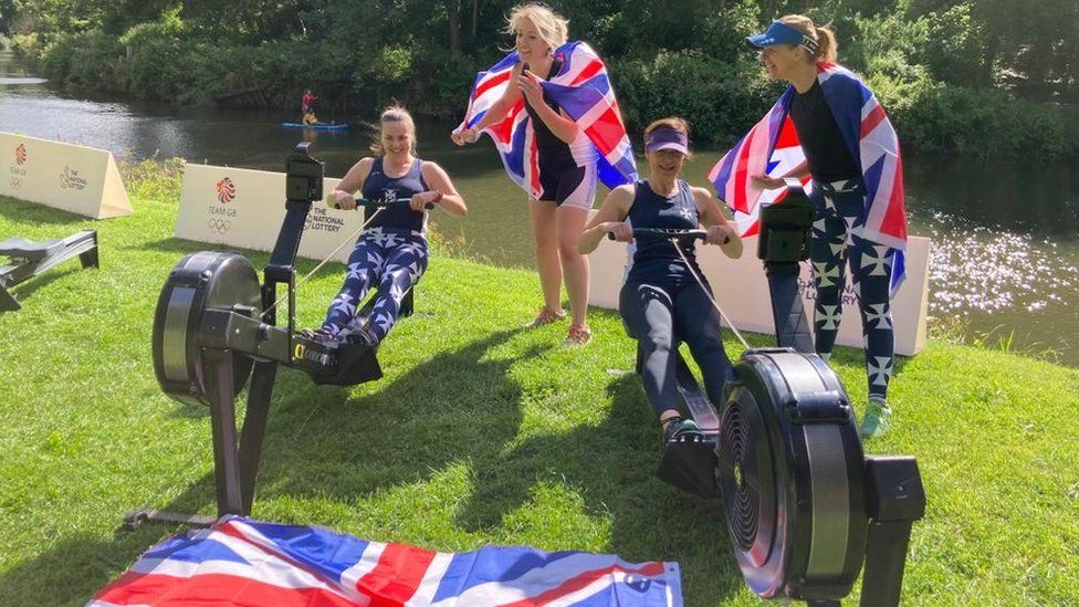 Olympic rower Helen Glover inspires other mothers to start sport - BBC News