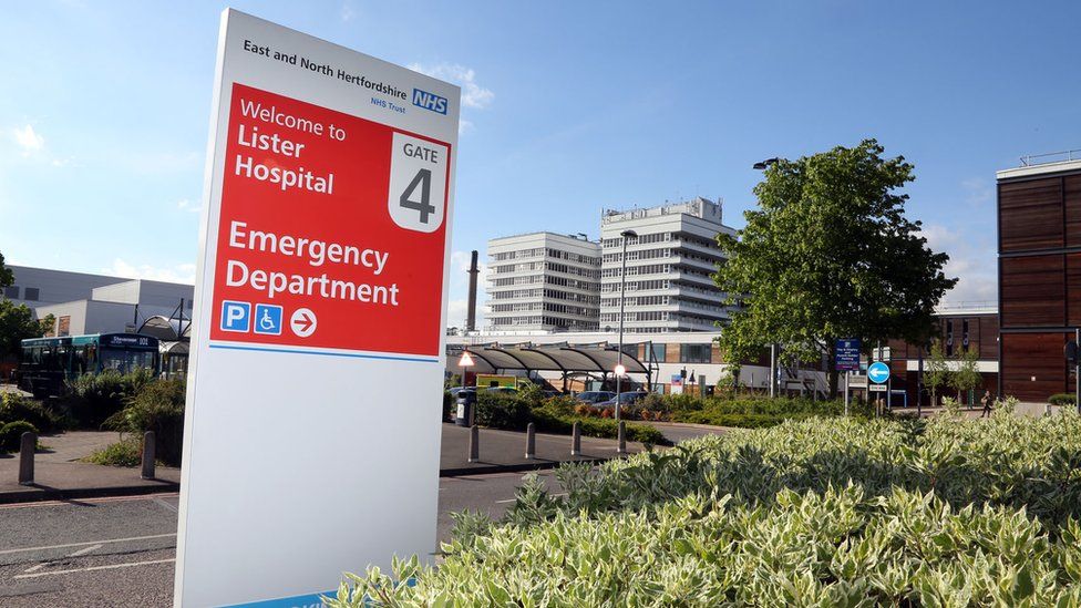 Lister Hospital IT issue: 'No harm' to patients - BBC News