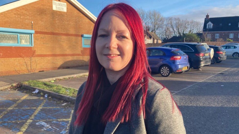 'Gallai gorsaf drenau newydd adfywio dwyrain Caerdydd' - BBC Cymru Fyw