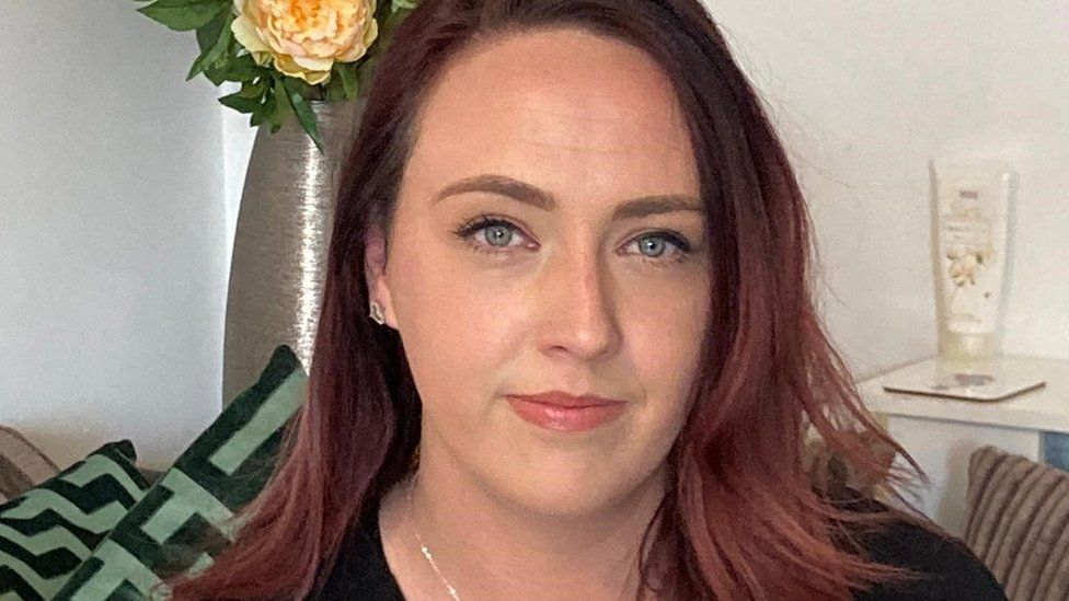 'My world was ripped apart by one punch' says victim's partner - BBC News