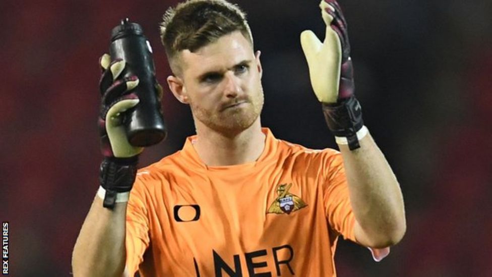 Ian Lawlor: Oldham sign Doncaster goalkeeper on loan - BBC Sport