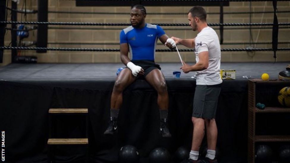 Jonathan Kumuteo: Boxer on 'draining' wait to make professional debut ...