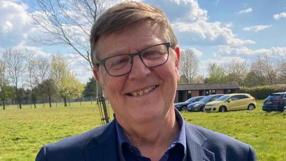 Norfolk County Council leader proposes lower council tax hike - BBC News