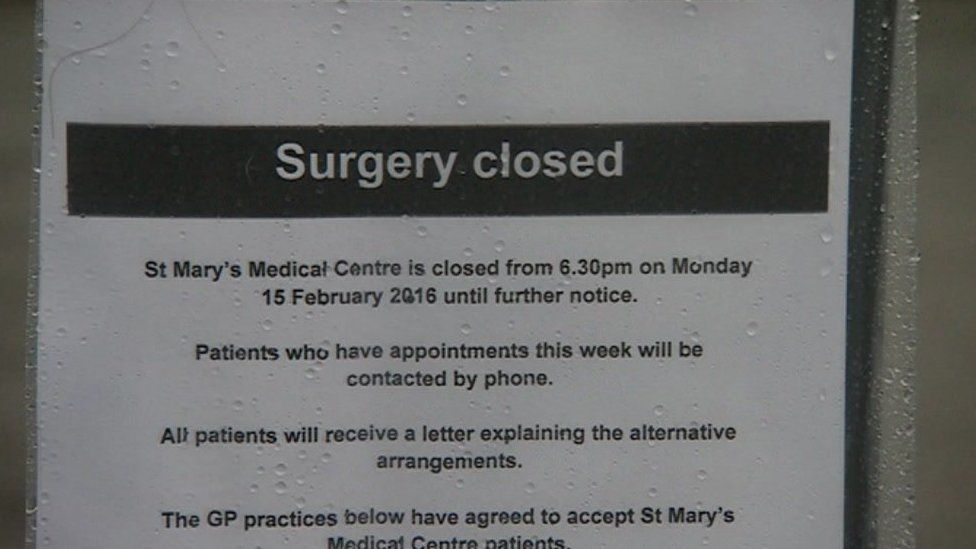 Healthcare assistant 'posed as doctor' at Willow Medical Centre - BBC News