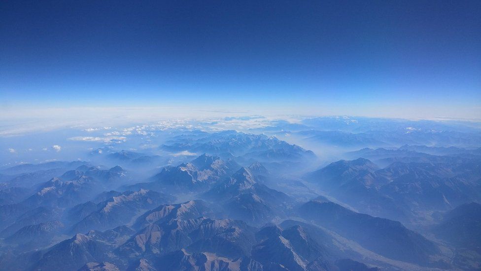 Your pictures: Sky-high - BBC News
