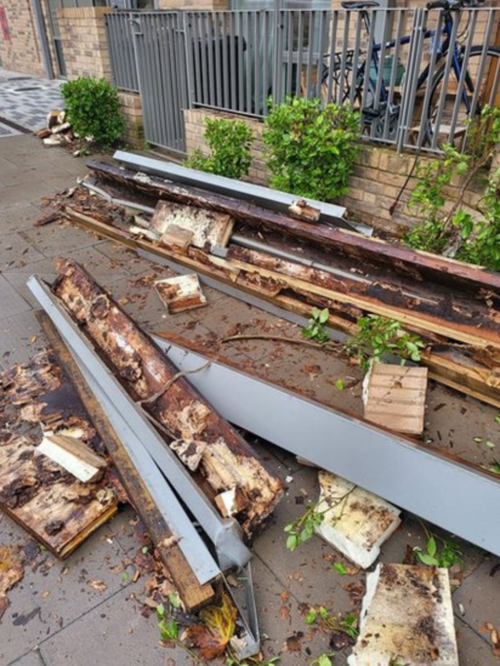 Barking: New-build balcony partially collapses on to pavement below ...