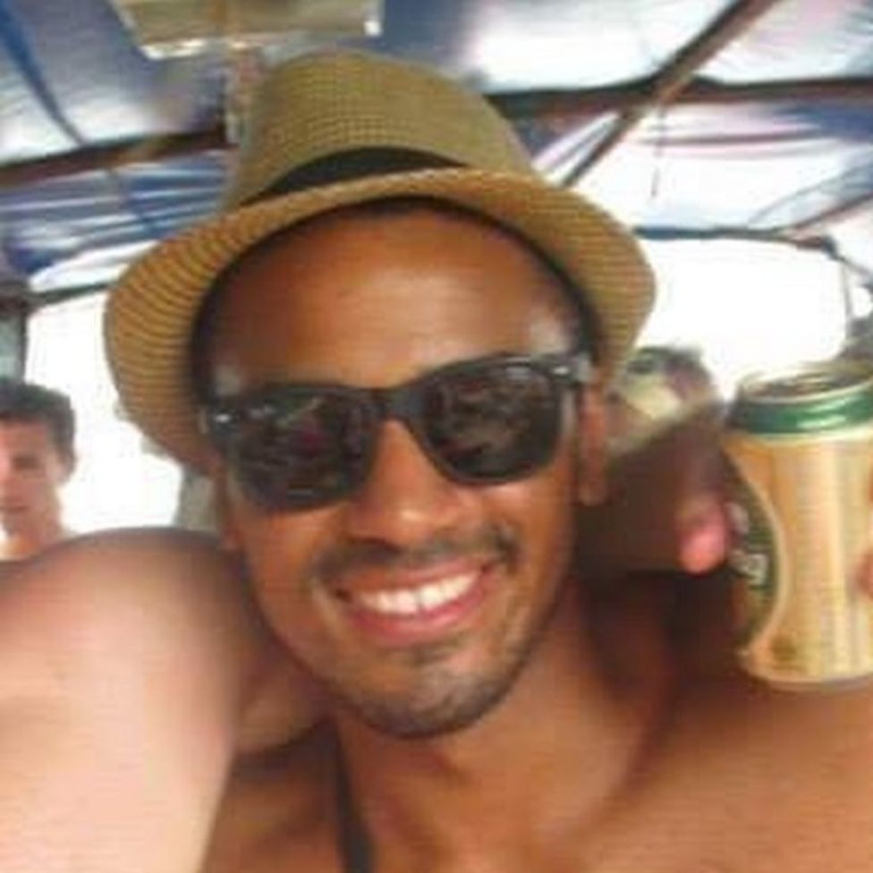 'Emergency staff failed my suicidal brother' - BBC News