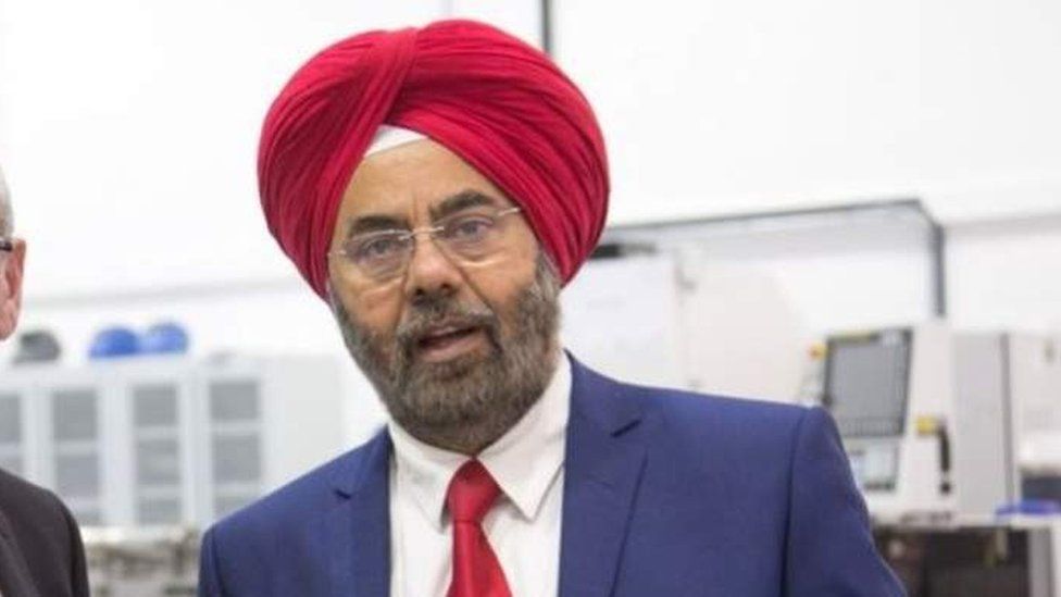 Ex Telford council leader enters House of Lords - BBC News