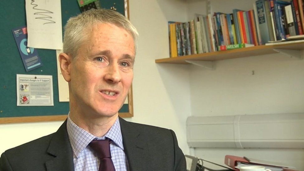 Child's care placement costs Welsh council £16k a week - BBC News