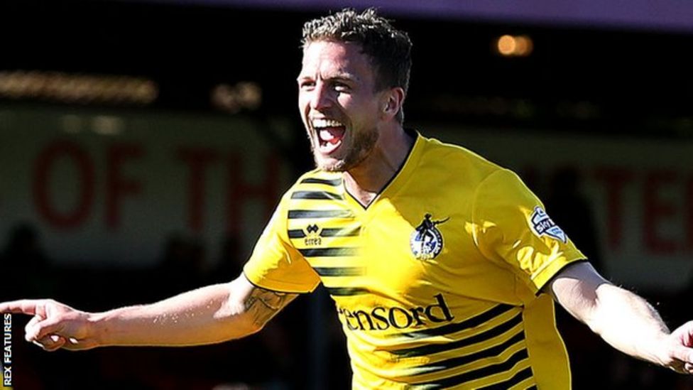 Lee Mansell: Bristol Rovers midfielder signs new deal - BBC Sport