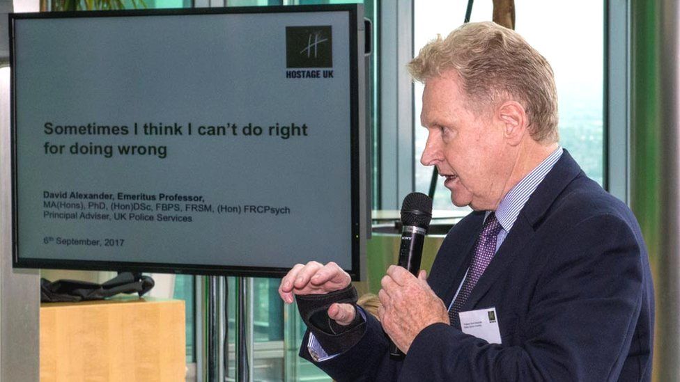 Piper Alpha disaster: Tribute paid after death of trauma specialist ...