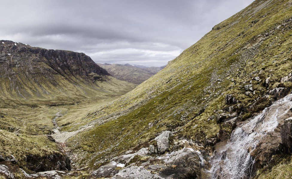 Top rocks: Geological Society photo winners - BBC News