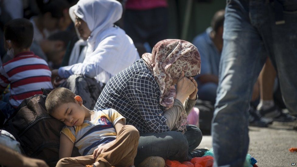 What is happening with migrants arriving on the party island of Kos ...