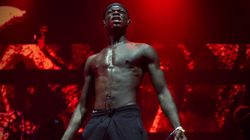 J Hus: Why he felt he had to take a knife to Westfield - BBC News