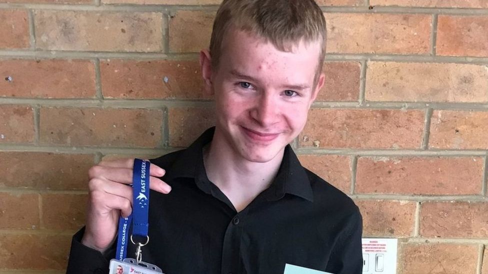 Uckfield man Lewis Ashdown jailed for Marc Williams murder - BBC News