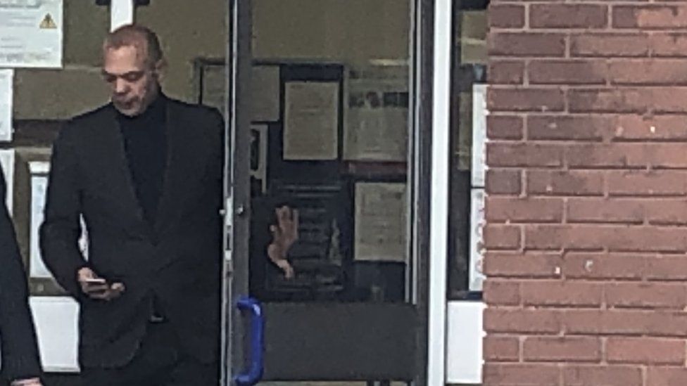 Footballer Jason Dozzell sentenced for drug-driving - BBC News