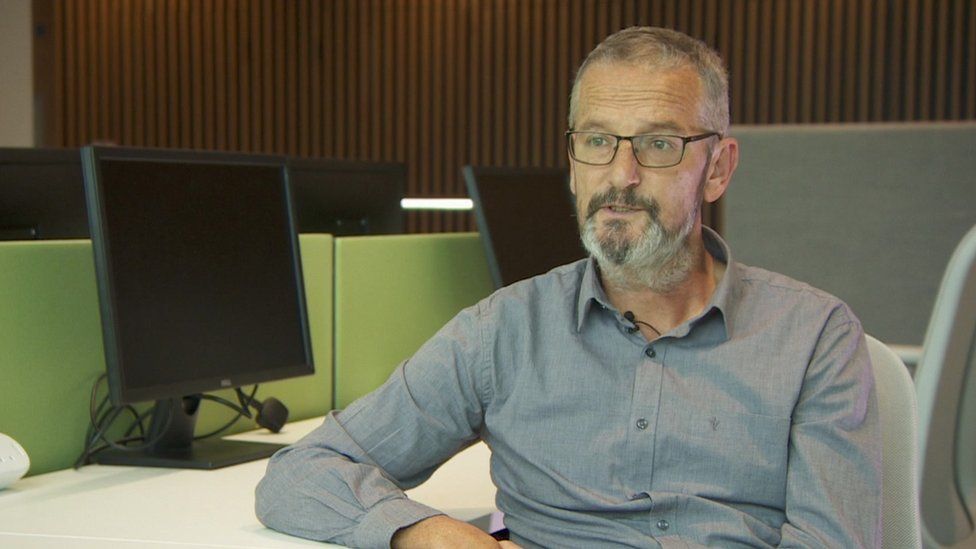 Pandemic Institute: Liverpool research base opens - BBC News