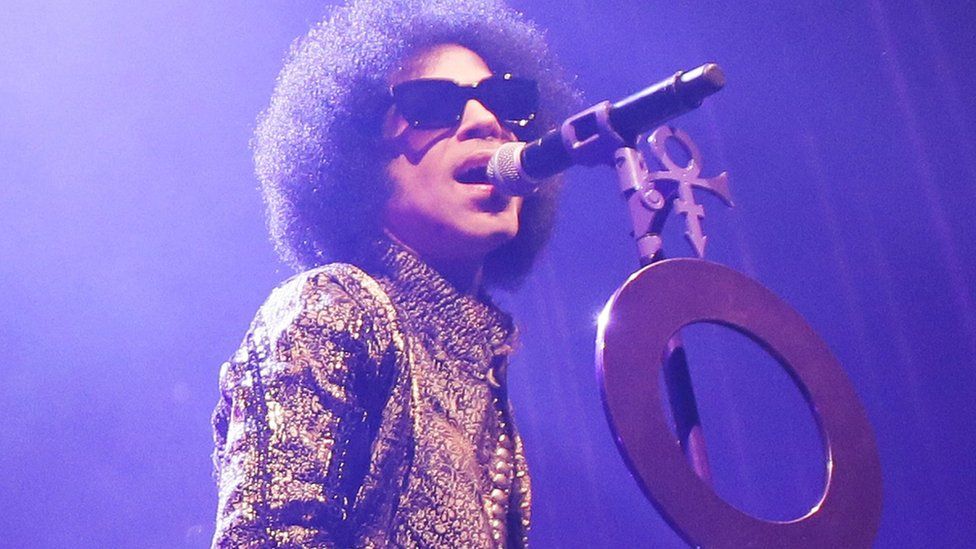 Music News LIVE: 26 April - BBC News