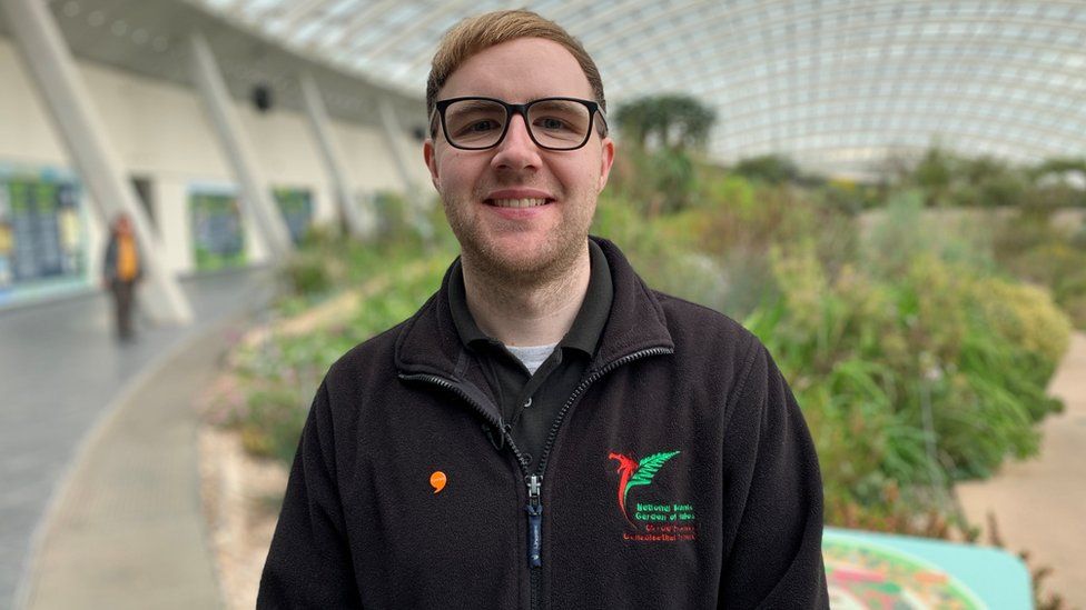 Heriau newydd cyn y Pasg cyntaf heb gyfyngiad ers 2019 - BBC Cymru Fyw