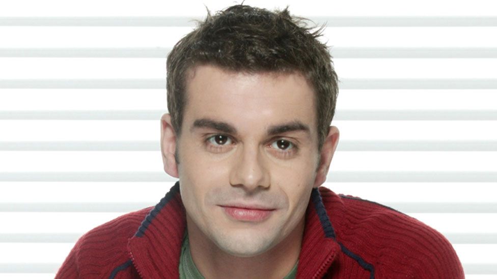 Chris Evans thanks listeners on radio return - BBC News