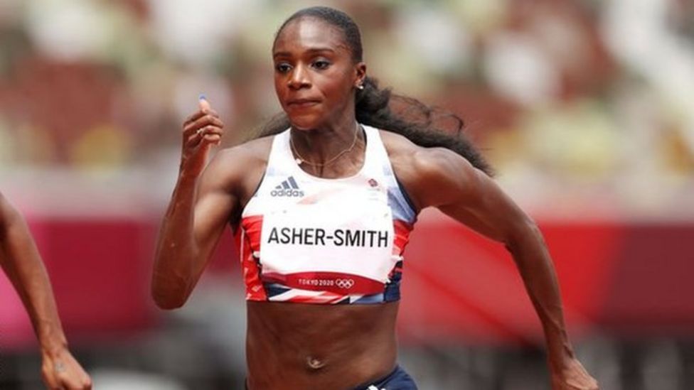 Dina Asher-Smith awarded Kent university honorary doctorate - BBC News