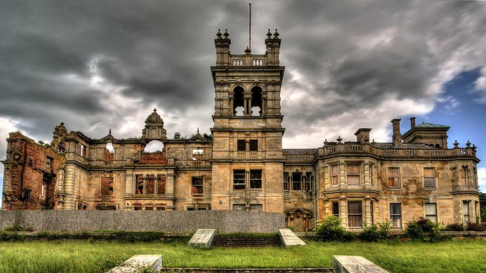 Overstone Hall: More than 600 object to stately home demolition - BBC News