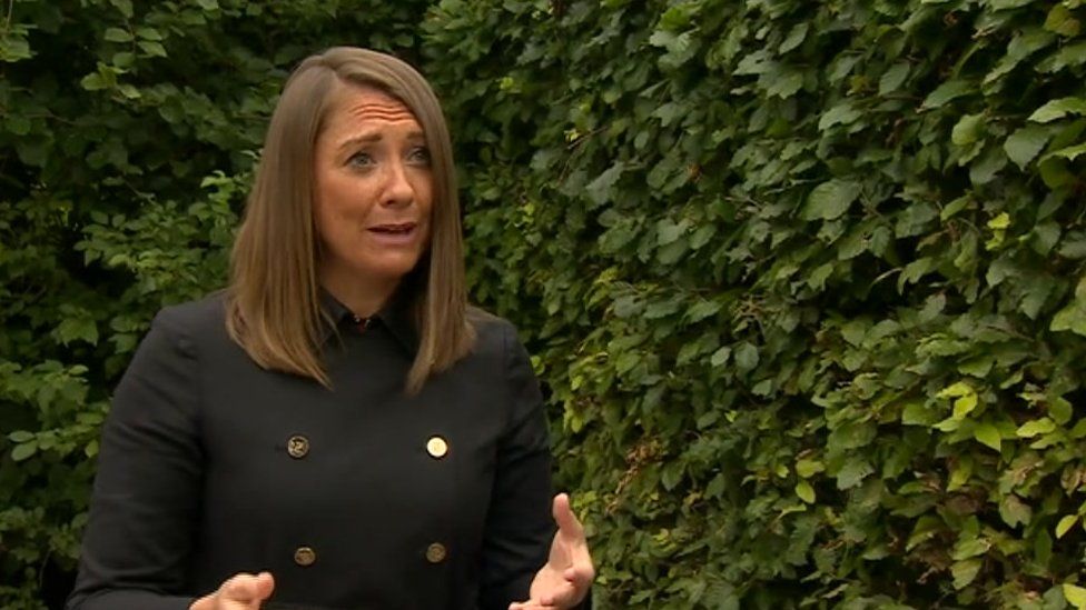 'Lifeline' Staffordshire school bus scheme faces axe - BBC News