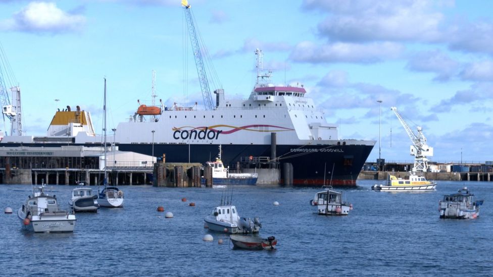 Condor confirms sale of Rapide ferry to Spanish firm - BBC News