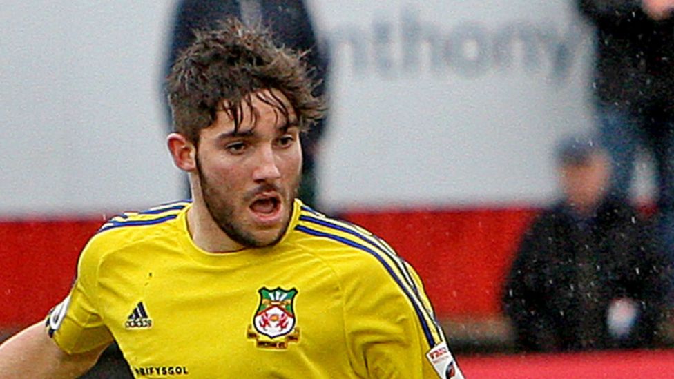 Martin Riley: Halifax sign defender on one-year deal following release ...