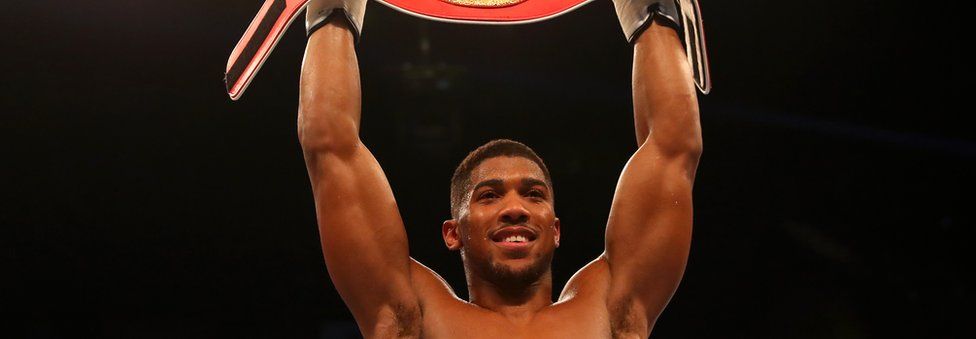 Newspaper headlines: PM's finances and Kate's 'six' in spotlight - BBC News