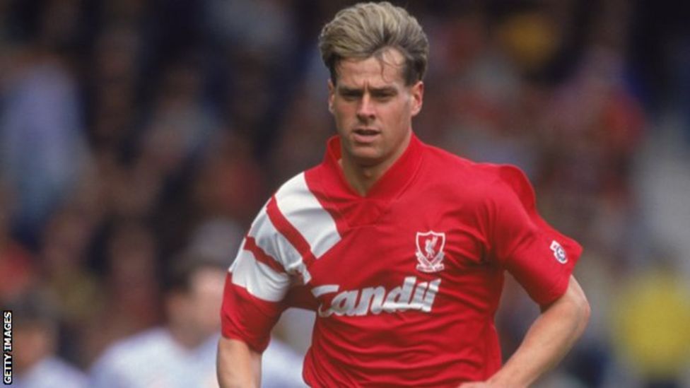 Nick Tanner: Ex-Liverpool defender leads Fantasy Premier League - BBC Sport