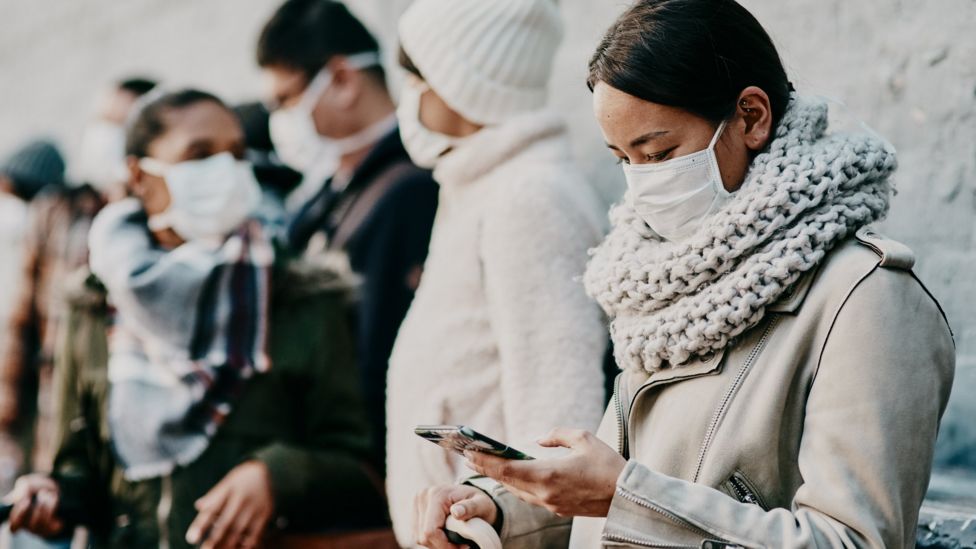 Coronavirus: England's contact tracing app trial gets under way - BBC News