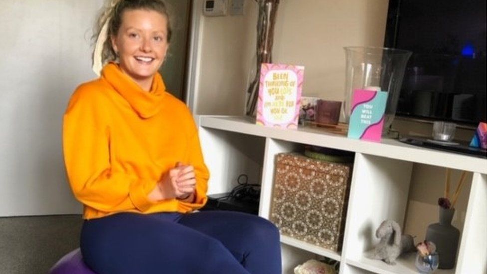 Coronavirus: Young, fit and recovering - BBC News