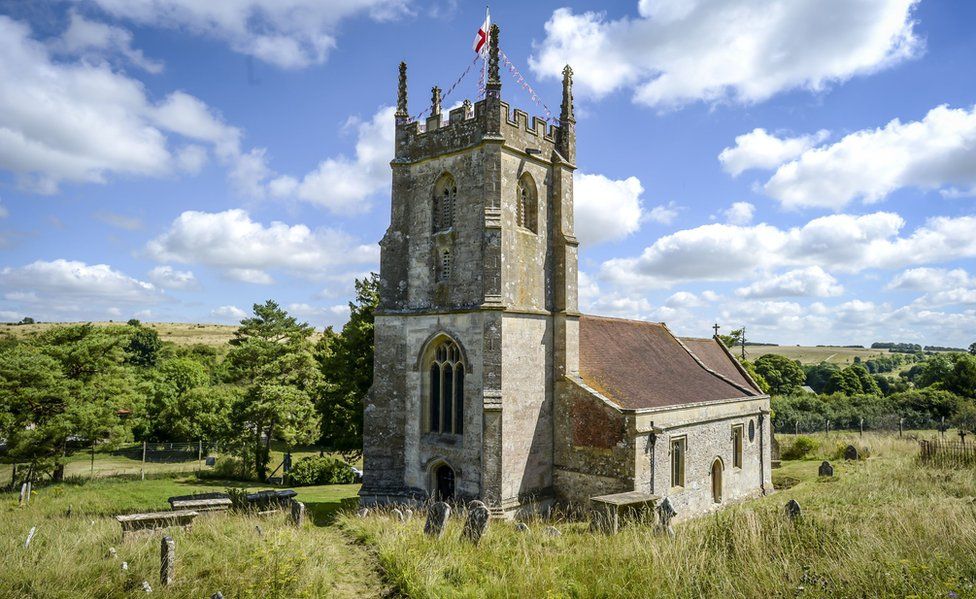 'Ghost village' on Salisbury Plain opened to public - BBC News