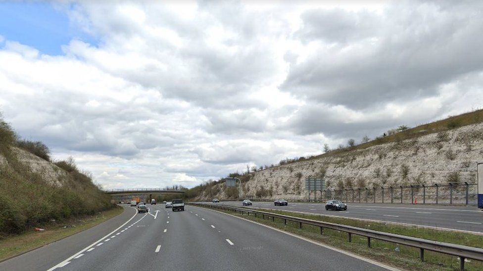 Man released after car travels wrong way on M3 near Winchester - BBC News