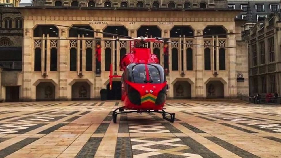 London's Air Ambulance has its busiest ever year in 2022 - BBC News