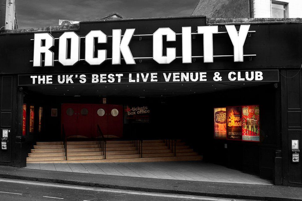 Nottingham's Rock City: 'Glastonbury-like' venue turns 40 - BBC News