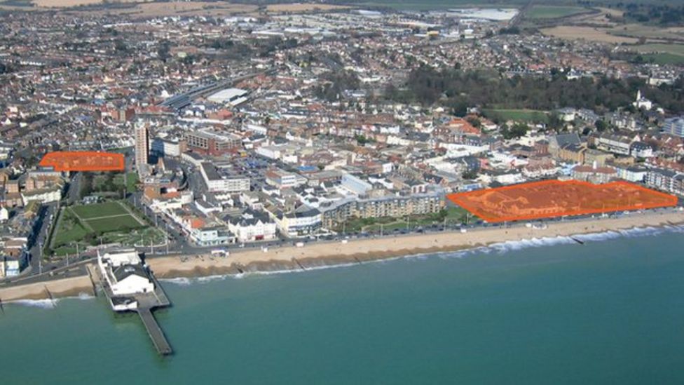 Bognor seafront development plans get mixed response - BBC News