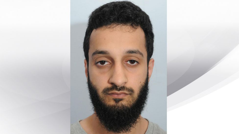 Mohammed Awan jailed for 10 years for terror plot - BBC News