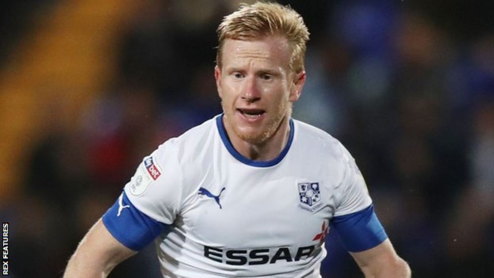 Kevin Nicholson appointed Exeter City assistant manager - BBC Sport