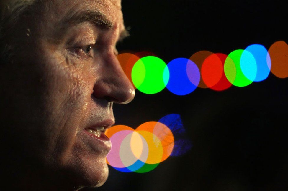 Week in pictures: 18-24 November 2023 - BBC News