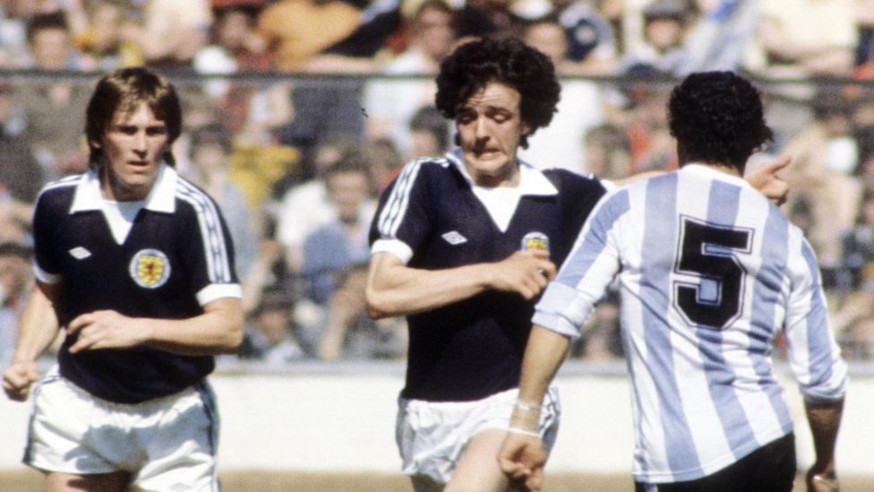 Tributes pour in for McGarvey - BBC Sport