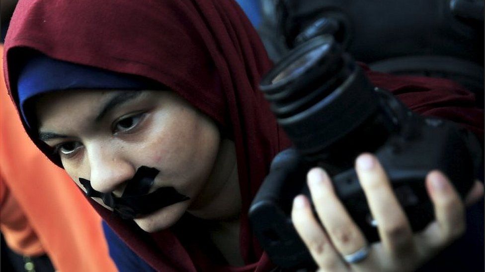The perils of being a reporter in Egypt under Sisi - BBC News