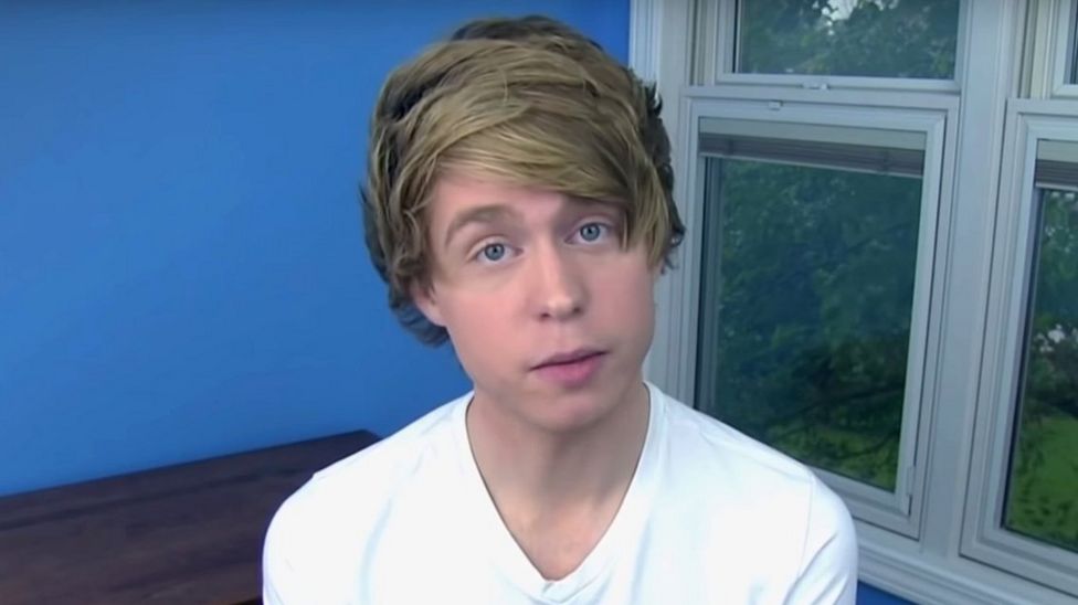 YouTuber Austin Jones gets 10 year prison sentence - BBC News
