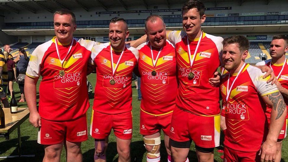 Firefighters in second Worcester rugby union record bid - BBC News