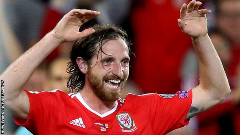 Joe Allen: Wales and Stoke City midfielder's memorable year - BBC Sport
