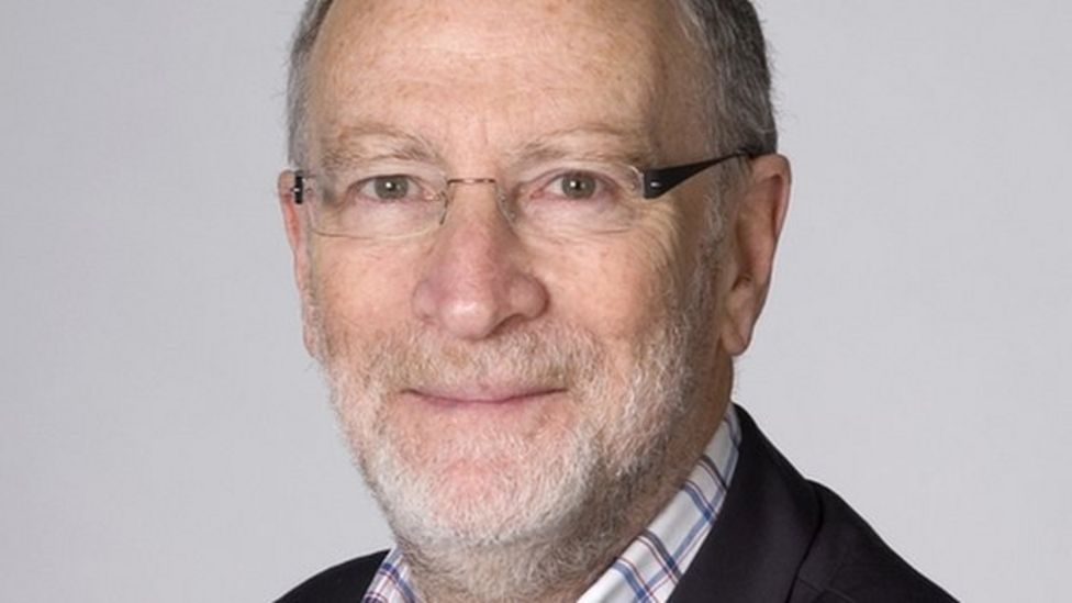 Harvard students take pledge not to cheat - BBC News