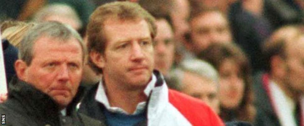 Martin Harvey: Former NI and Sunderland player dies aged 78 - BBC Sport