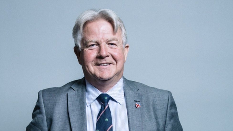 Scottish Conservative MP Bill Grant to stand down at election - BBC News